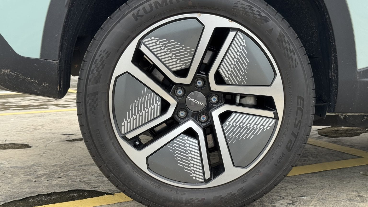 Chery Omoda E5 Review: An Upgrade Over The Petrol Version