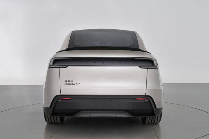 First Look At Tesla Model Y L, 6-Seater, Extended Wheelbase