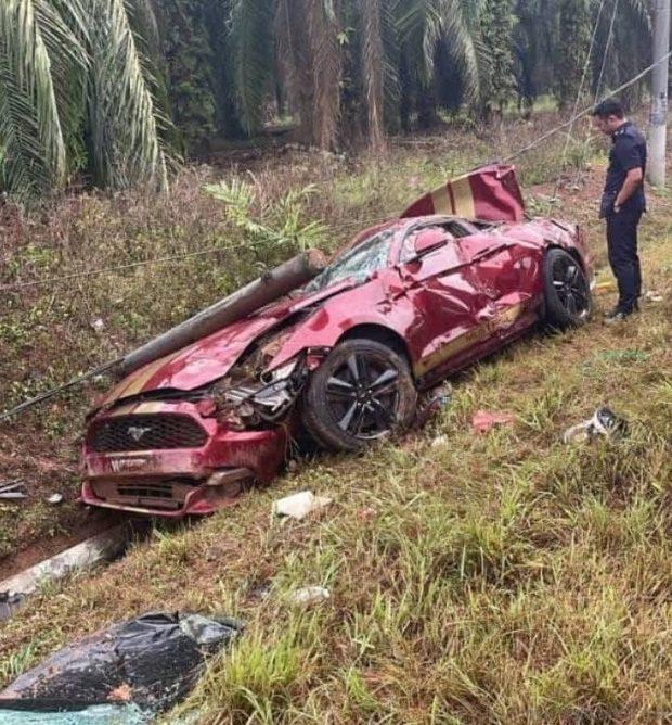 Husband And Wife Lose Their Lives In Ford Mustang Crash
