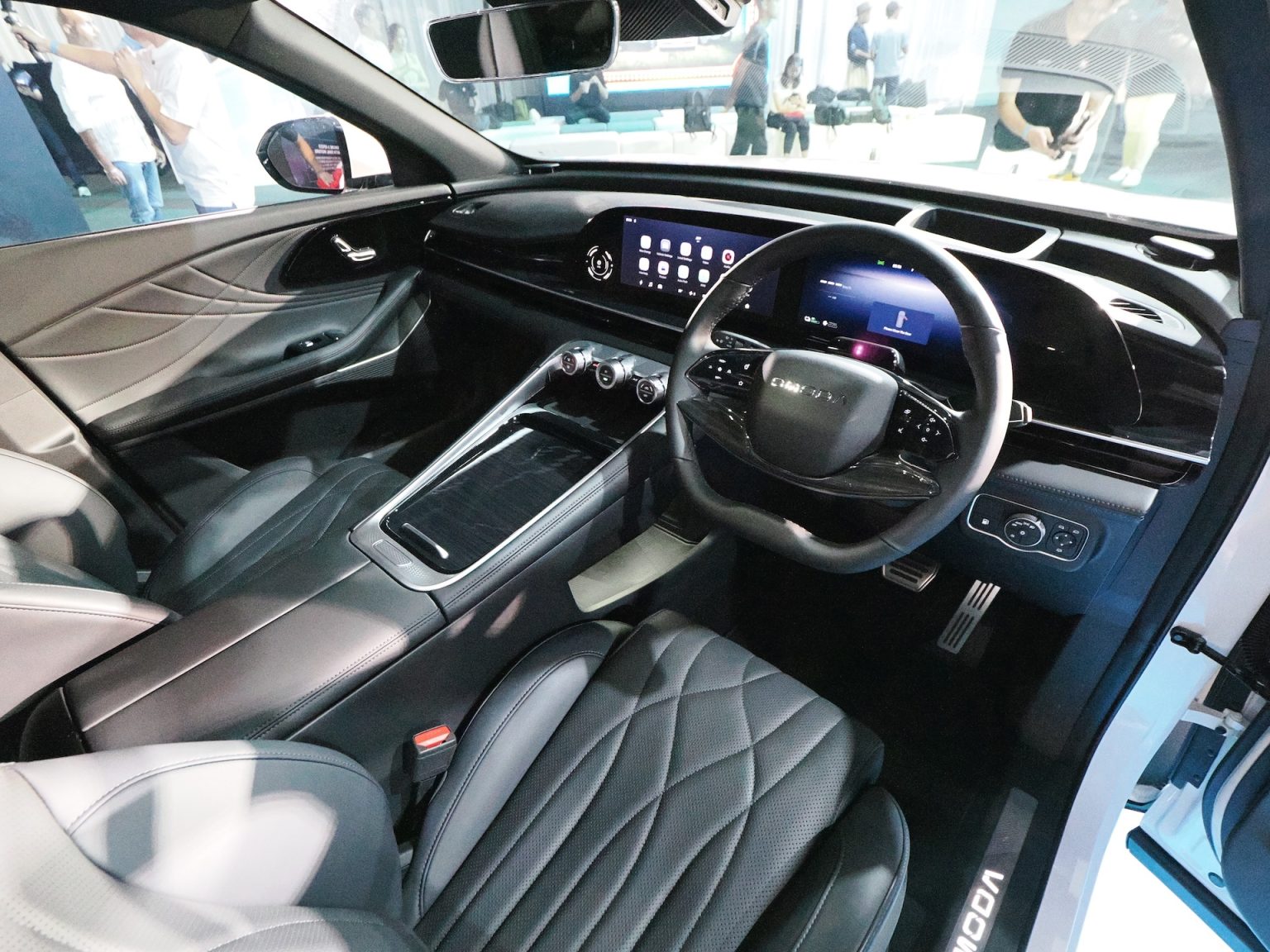 Omoda C9 PHEV Previewed In Malaysia, 0-100km/h In 4.9s