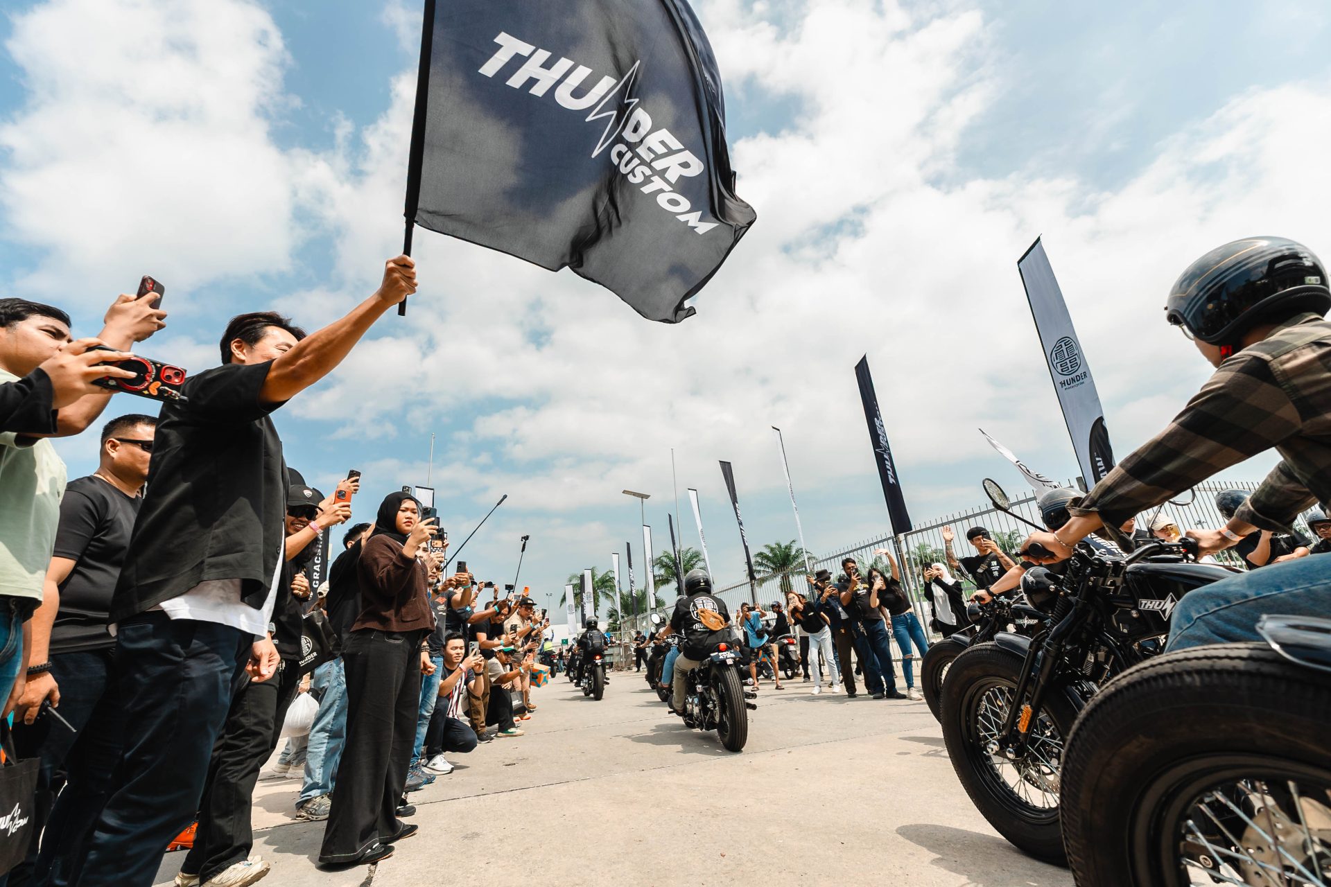 Thunder Motorcycle Launched In Malaysia At Irresistible Price